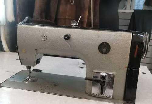 Производстенная швейная машина 22 класс
