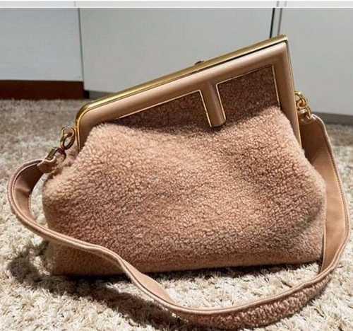 Сумка Fendi First lamb limited edition