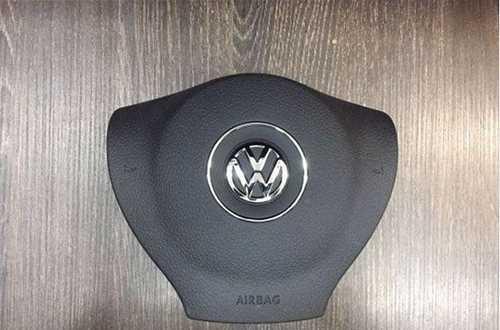 Торпедо Volkswagen Passat B7