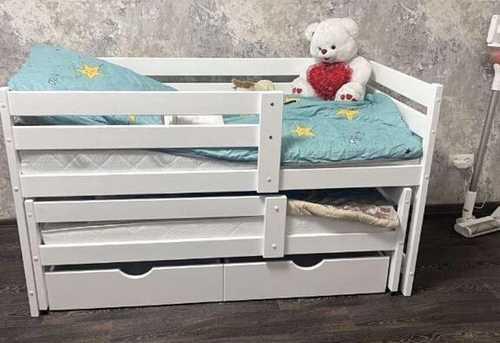 Комфортная детская выдвижная кровать: красивый диз
