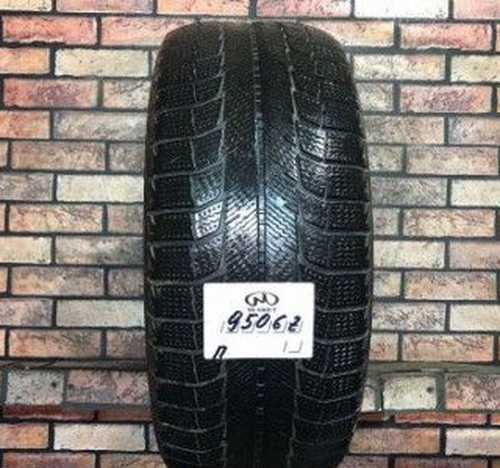 Michelin X-Ice 215/55 R16