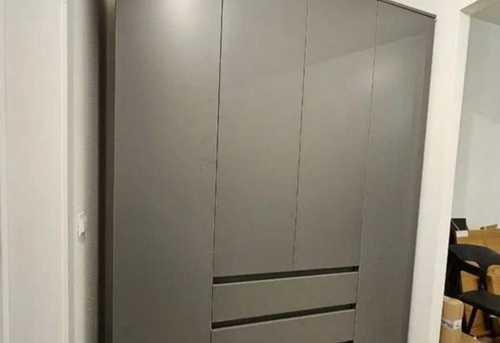 Шкаф IKEA