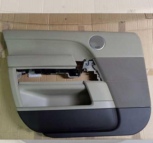 Обшивка двери передней левой Range Rover IV 2013-2