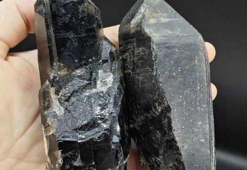 Морион природный кристалл чёрный кварц