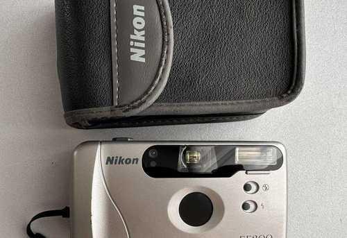 Плёночный фотоаппарат Nikon EF300