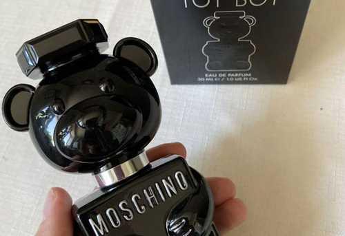 Toy Boy Moschino