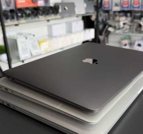 Apple macbook air i5 8/128Gb 2019