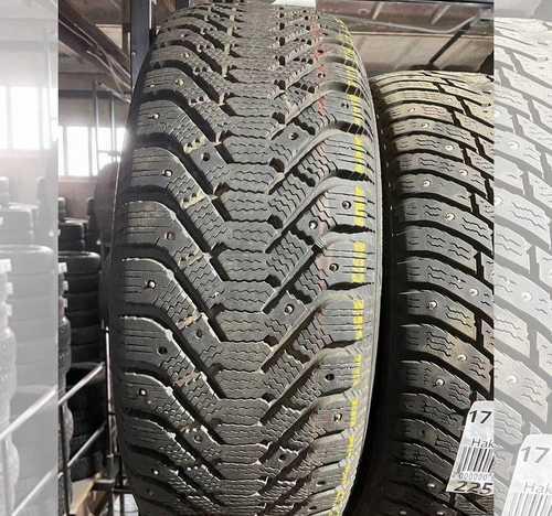 Goodyear UltraGrip 500 235/65 R17 108T