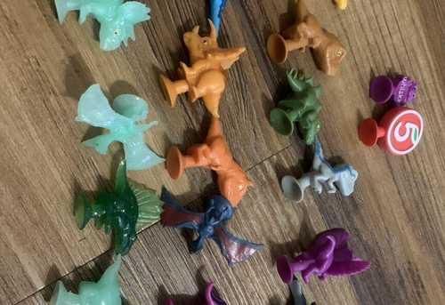 Продаю коллекцию завров резиновые игрушки(20 шт)
