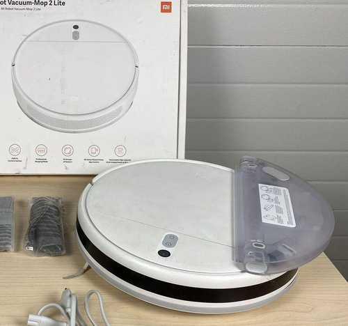 Робот-пылесос Xiaomi Mi Robot Vacuum-Mop 2 Lite RU