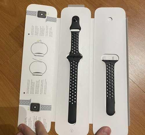 Apple Watch Series 4 (GPS) Nike  44 mm