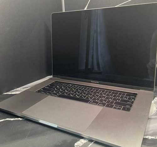 Apple macbook pro 15 2016