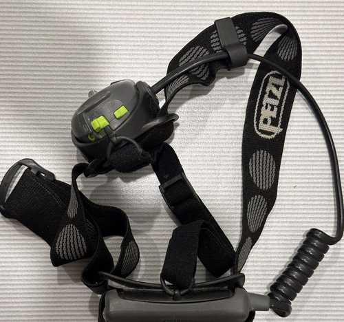 Налобный фонарь Petzl MYO XP