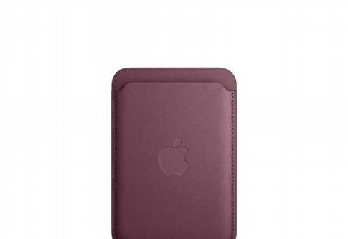 Apple iPhone FineWoven Wallet MagSafe (Mulberry)