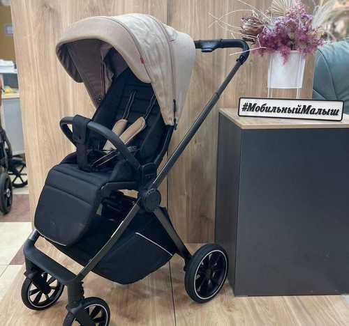 Прогулочная коляска Carrello Ultra (Vanilla Beige)