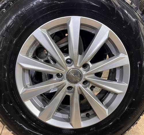 Колеса всборе 215/70 r16 литые диски