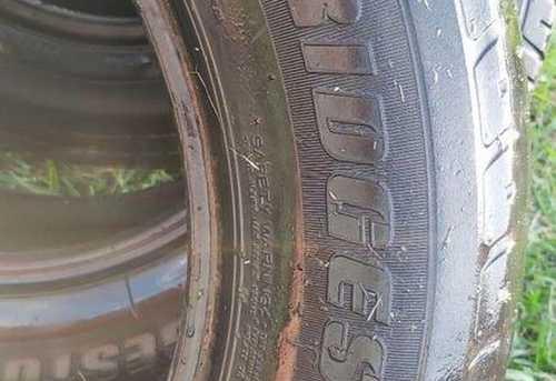 Bridgestone Dueler H/T 687 225/65 R17