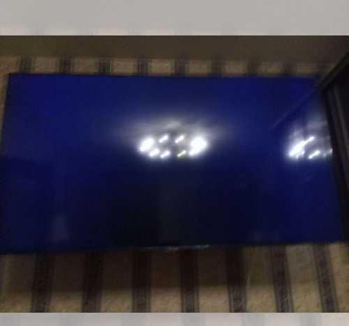 Samsuq LED TV