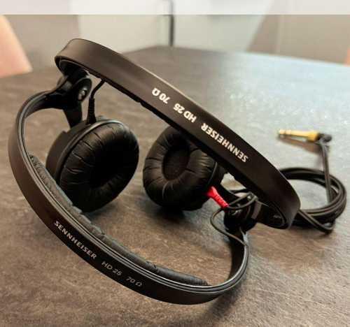 Наушники sennheiser hd 25 70