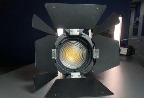Студийный осветитель GreenBean zoom 90BW LED
