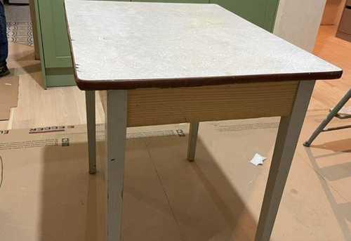 Кухонный стол / Обеденный стол