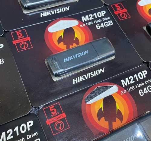 Карта памяти USB 2.0 Hikvision 64Gb