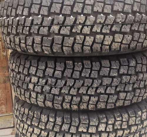 КАМА И-520 235/75 R15 105Q