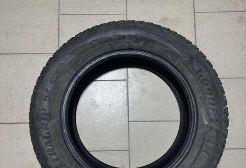 Goodyear UltraGrip Ice Arctic SUV 215/65 R17 99T