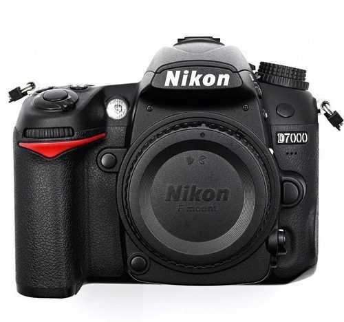 Фотоаппарат Nikon D7000 body (9 т.кадров)