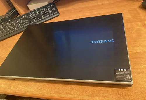 Продам ноутбук Samsung NP305V5A