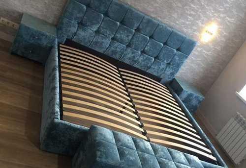 Кровать двухспальная 200х200, в ткани