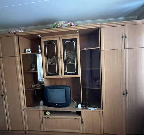 Стенка на дачу. Самовывоз. Гатчина