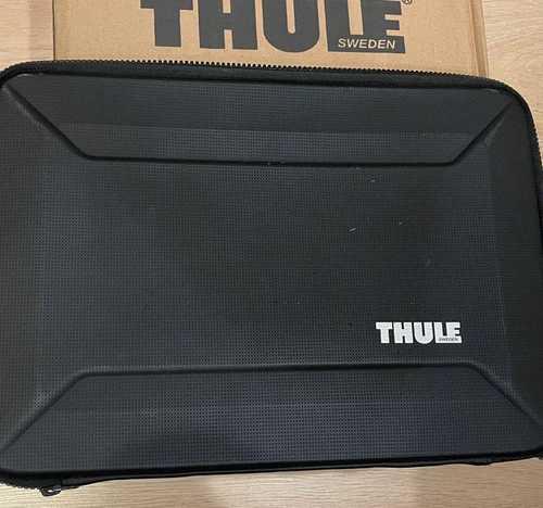 Чехол для ноутбука Thule Gauntlet 4 MacBook 16''