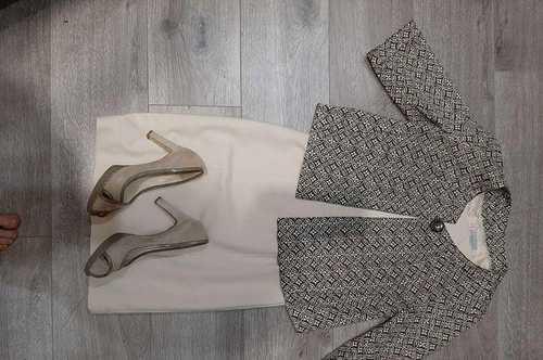 Платье на выпускной H&M бежевое 40-42