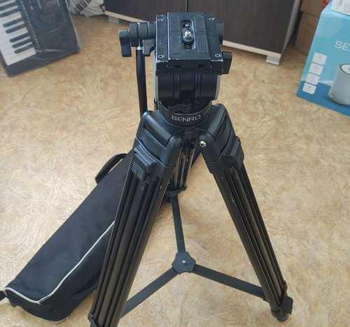 Штатив Benro