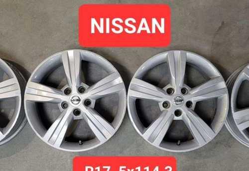 Литые диски Nissan R17 5x114.3