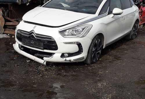 В разборе Citroen DS5