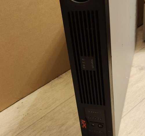 Apc SMART ups 2200