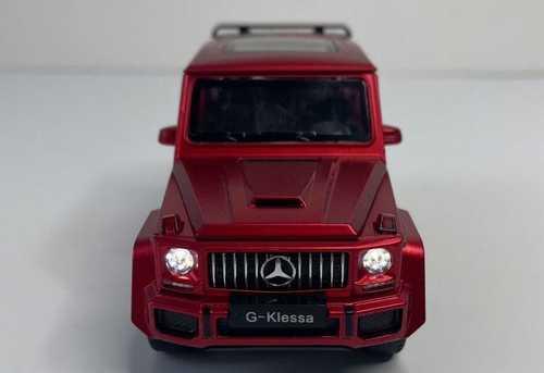 Модель машины Mercedes Gelendewagen красный 1:32