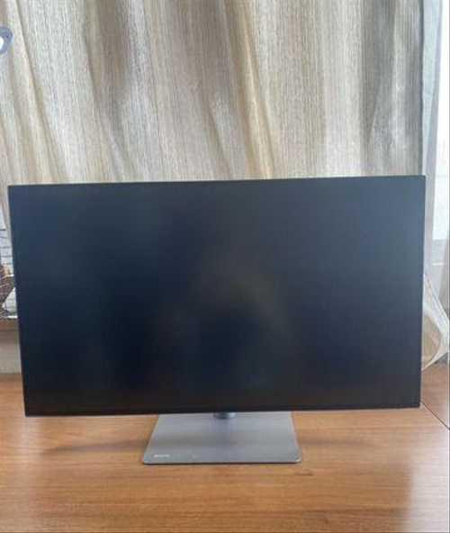 Монитор BenQ PD3220U