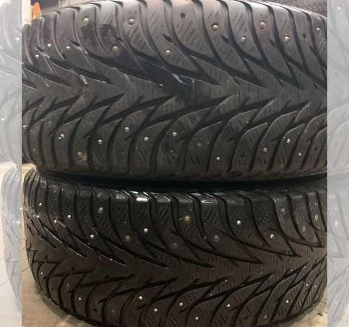 Yokohama Ice Guard Stud IG35 215/55 R17