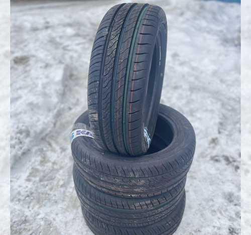 Viatti Strada 2 (V-134) 185/55 R15 86V