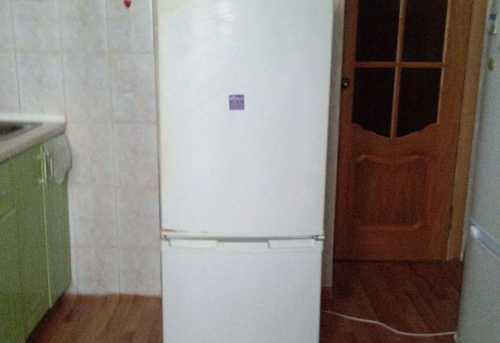 Холодильник 2х камерный б/у, цена 5т.р