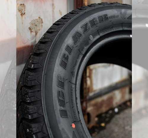 Sailun Ice Blazer WST2 LT 235/65 R18 106T