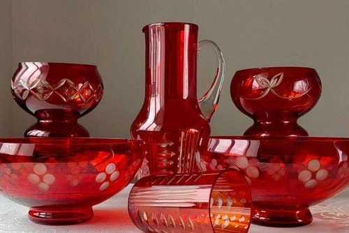 Рубиновая ваза