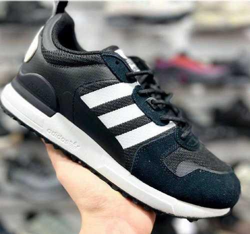 Кроссовки Adidas ZX 700