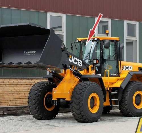 Стекло лобовое средние JCB 456 zx