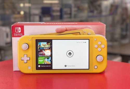 Nintendo Switch Lite Yellow Б/У