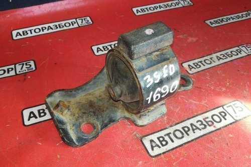 Подушка коробки передач Toyota Carina Ed ST200