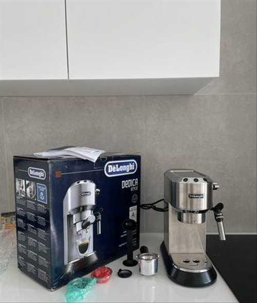 Кофемашина delonghi